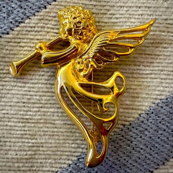 Jewelry | 4 For 1 Vintage Angel Brooch | Poshmark